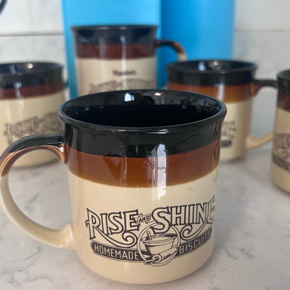 Hardee’s | Dining | Vintage 9861989 Hardees Rise And Shine Coffee Cups ...